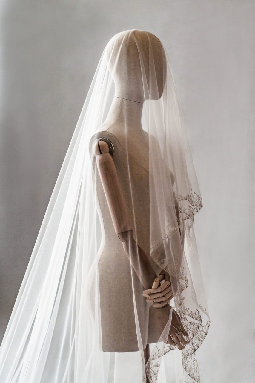 Фата с ручной вышивкой — MARIA ALEKSEEVA INSPIRATION ATELIER